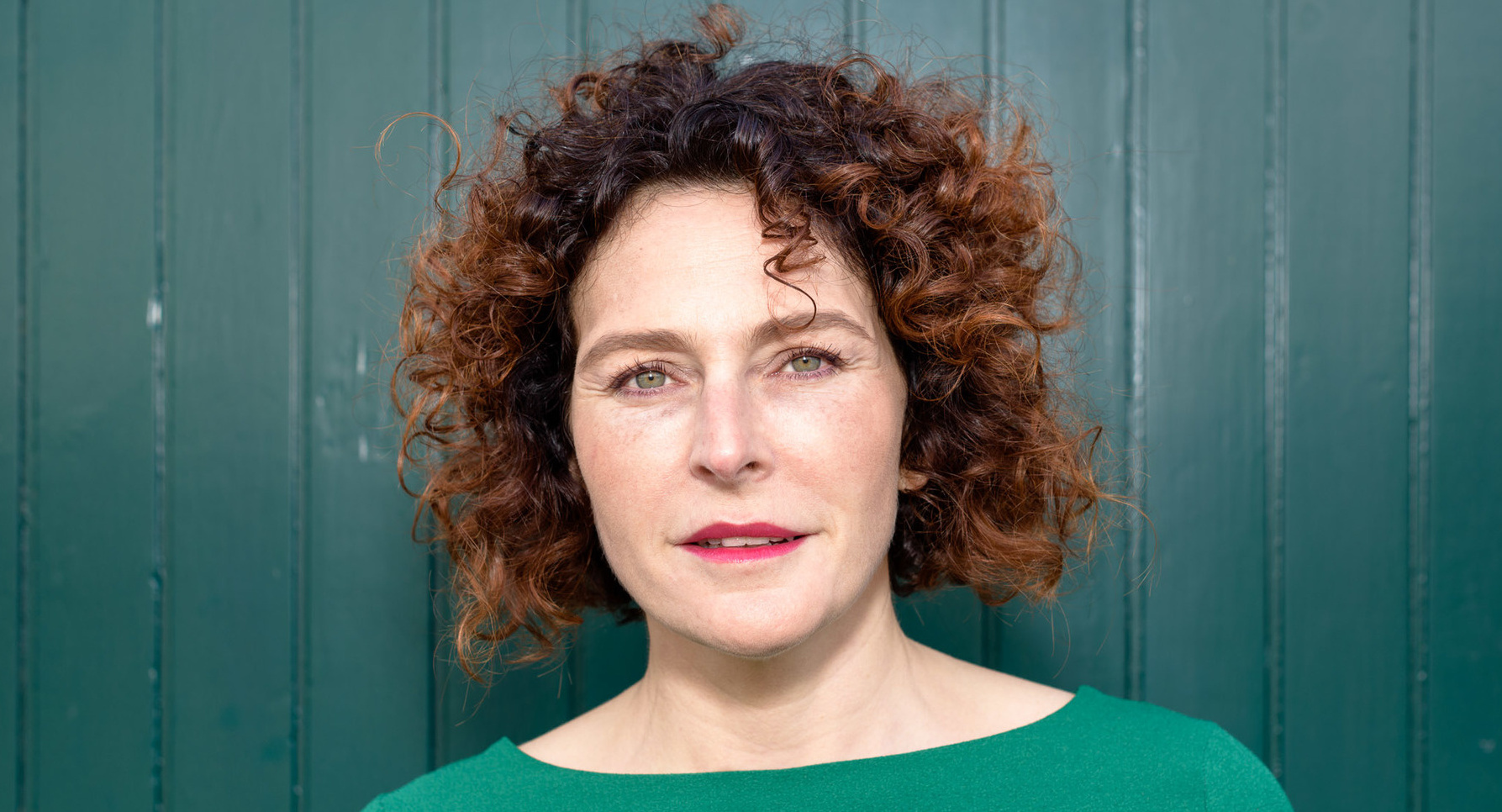 WELKOM BIJ DEZINNEN - DEZINNEN